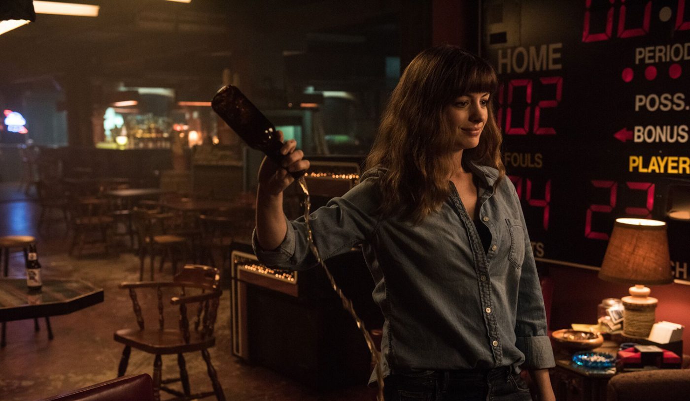 COLOSSAL (2016) – Kritik zum Film | Fluxkompensator